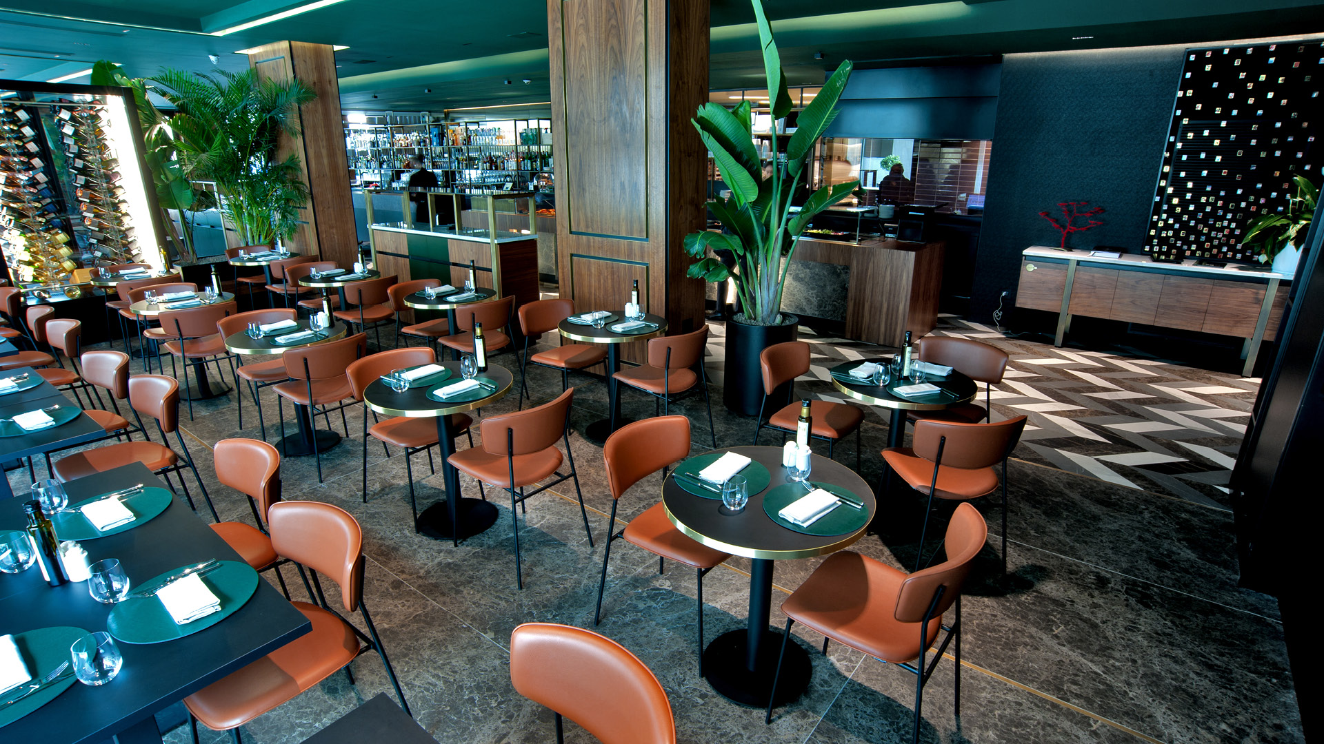 Ro World | Project Laminam Canada English