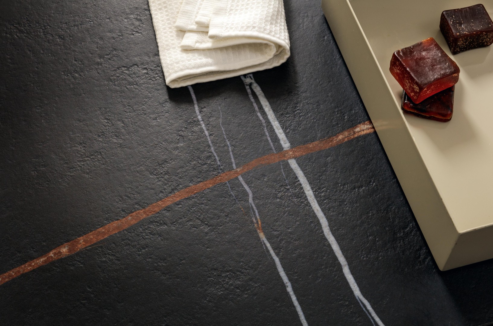 Nos 5 inspirations pour une déco Feel Good | Laminam France Actualités