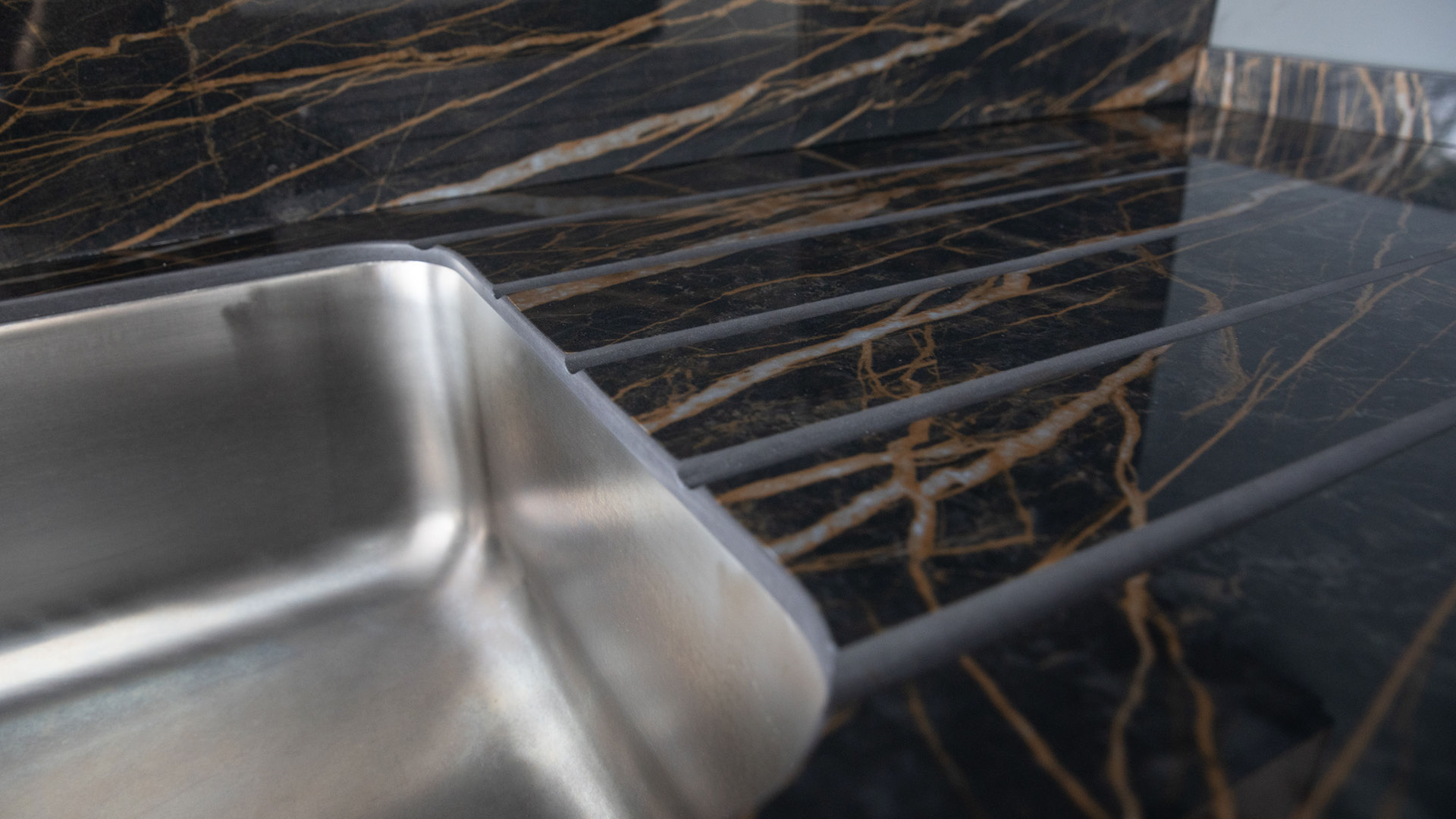 Private House Kyrenia | Laminam USA Project